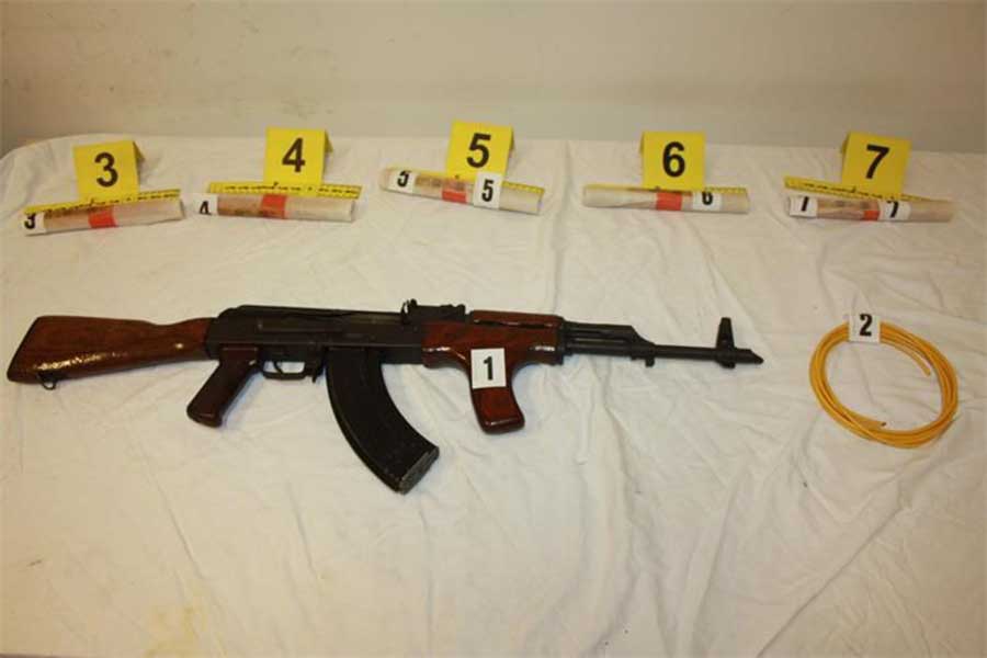 MCGP KLEK: Na Kleku graničnom kontrolom pronađena automatska puška i ...